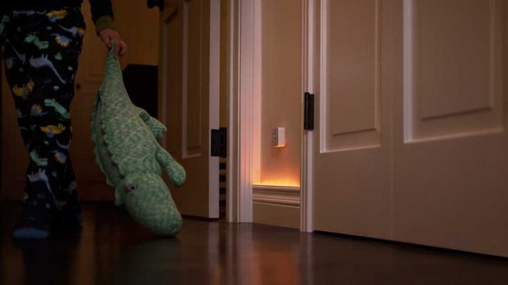 Philips Hue Motion Sensor Light Review [Home Automation Motion Sensors ...