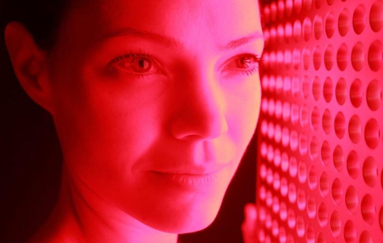 Common LED Light Therapy Dangers [& Possible Side Effects] | LED Light ...