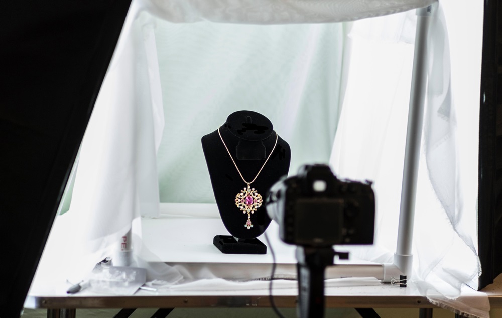Jewelry Photography Tips [How To Photography Jewelry Like a PRO!] | LED ...